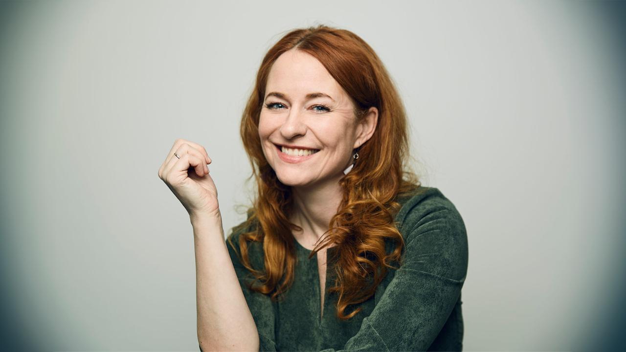 Podcast: Unter Büchern mit Katrin Schumacher | ard.de